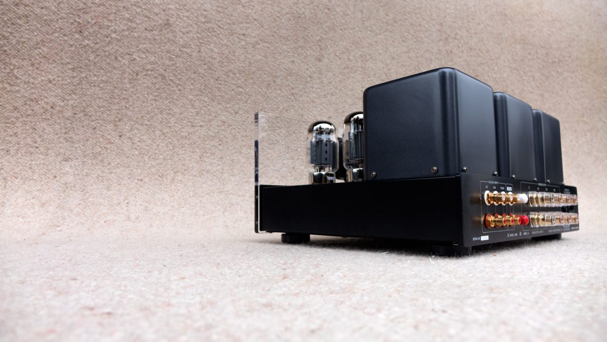 Rogers Cadet V Stereo Integrated Valve Amplifier - Rogers HiFiRogers ...
